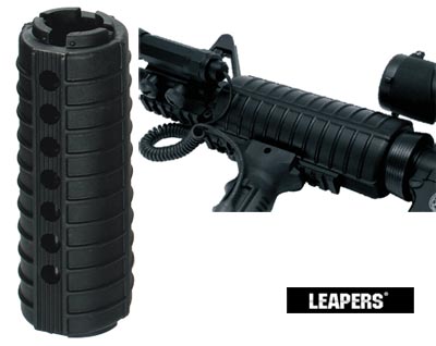 **UTG AR-15 M4 Carbine Shorty Handguard Set - Black - Leapers ...